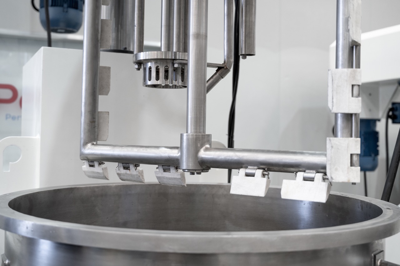 Creating The Perfect Emulsions & DispersionsWith PerMix